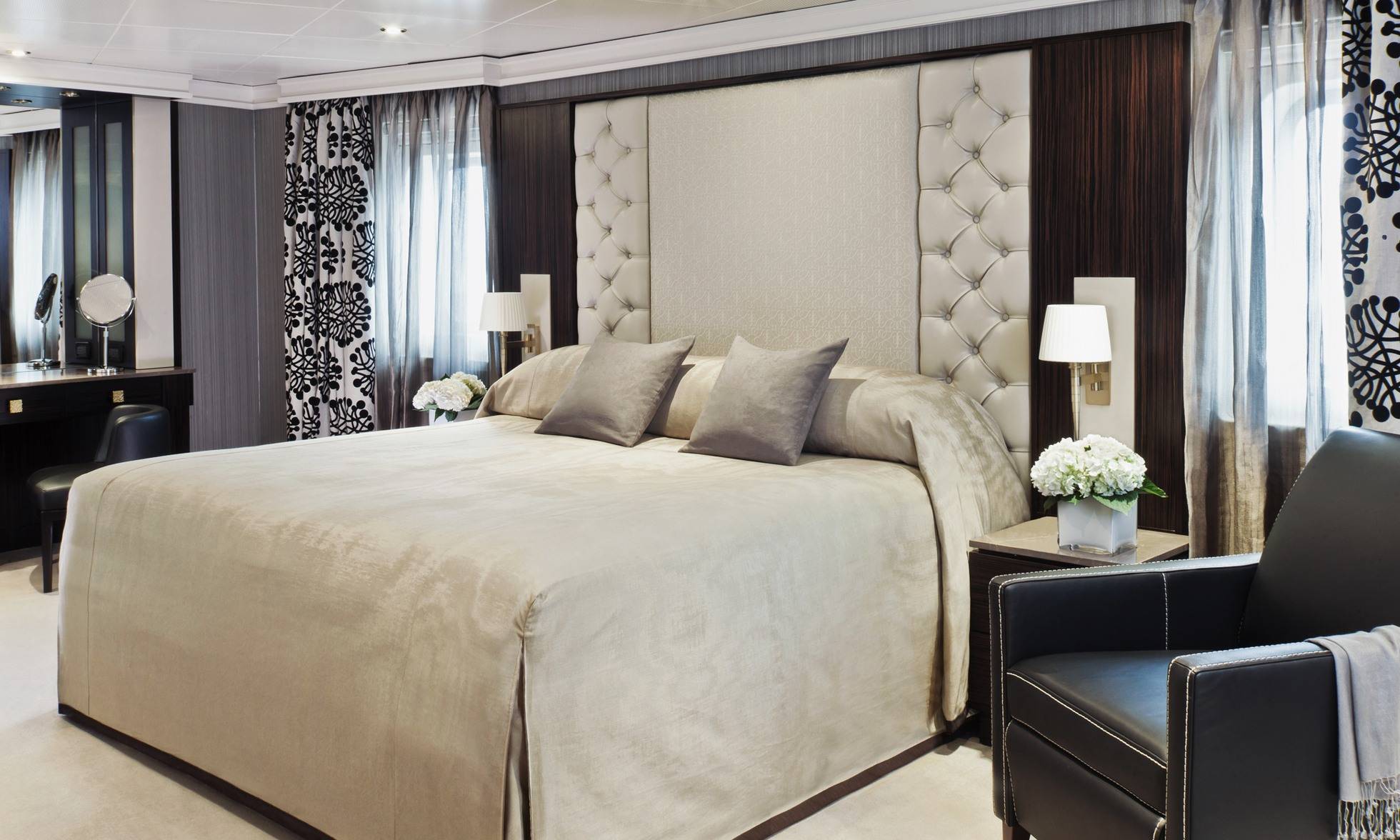 MS Seven Seas Navigator Regent Seven Seas Cruises