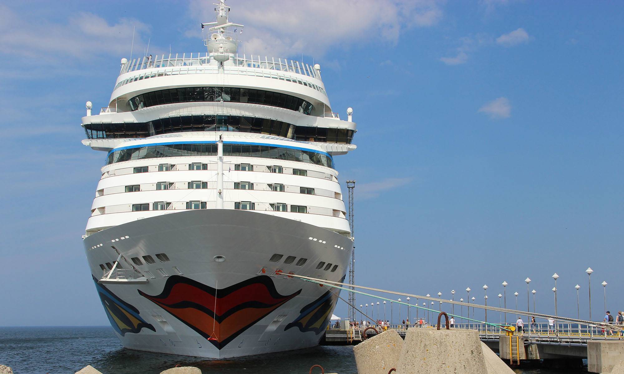 AIDAmar Cruise Ship | All Itineraries & Reviews