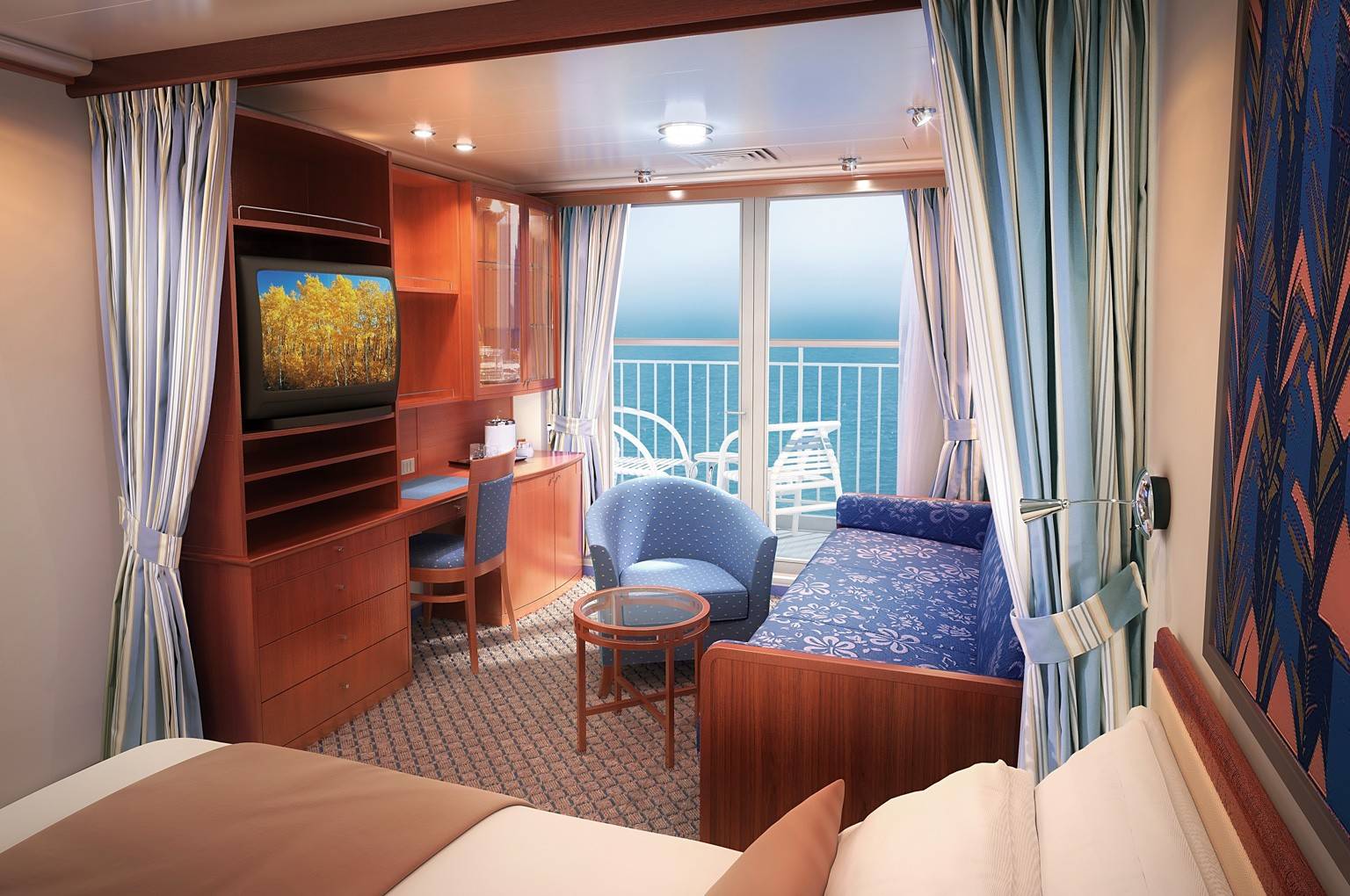 Norwegian Sun Cruises 2019-2020 | Reviews & Itineraries