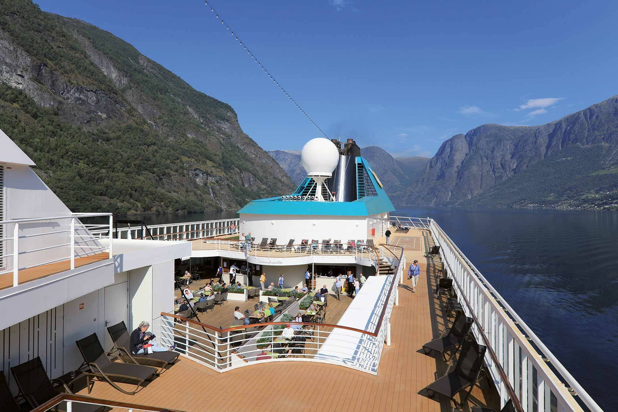 MS Amera Cruise Ship: Reviews, Images & Itineraries