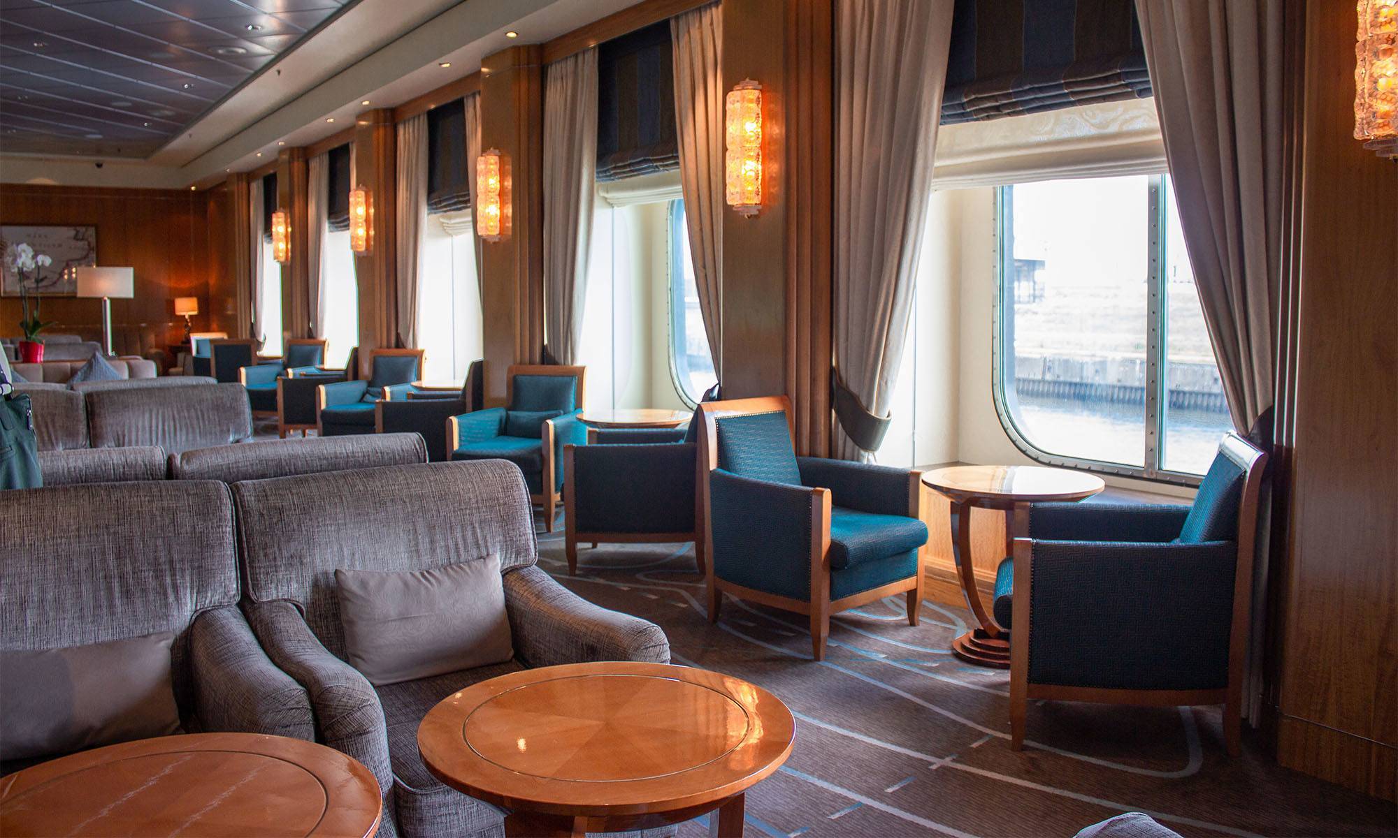 Queen Mary 2 Cruise Ship | Reviews & Itineraries