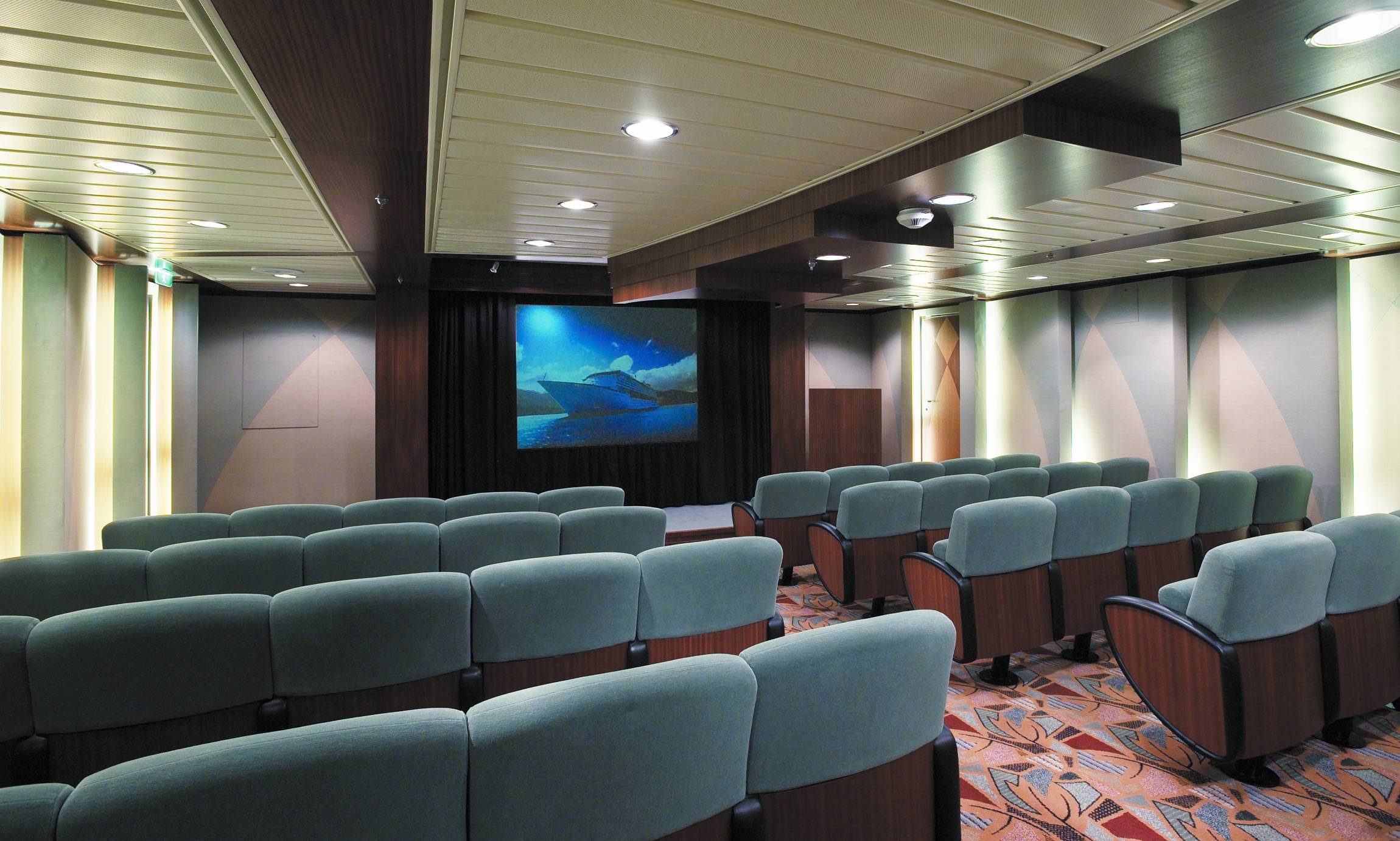 MS Explorer of the Seas Royal Caribbean